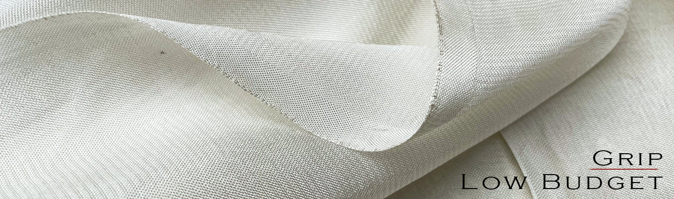 Low Budget Grip – White Centre Fabrics